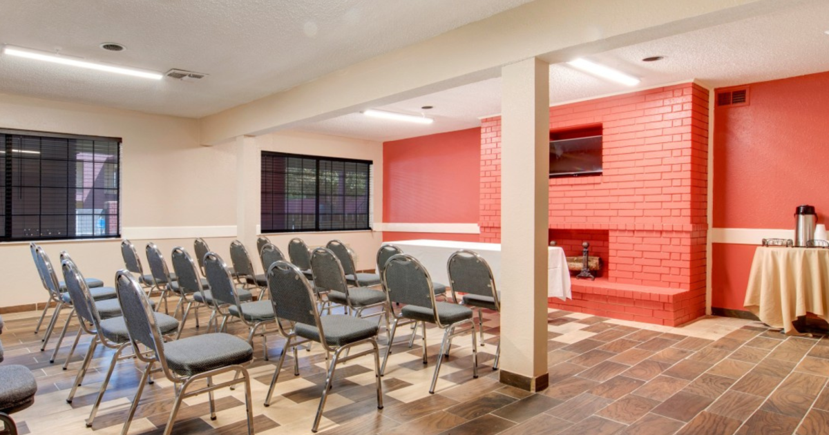 Days Inn University Dr. | Visit College Station